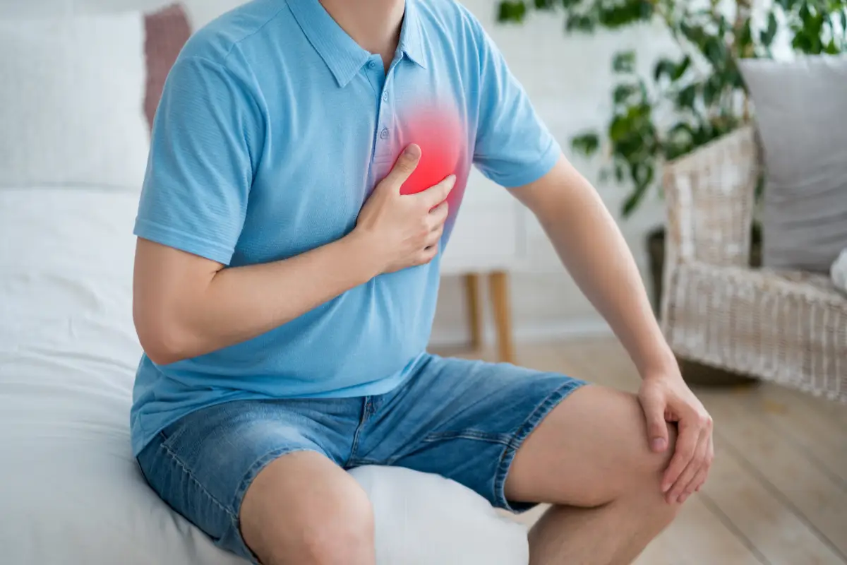 Angine de poitrine : comprendre cette douleur thoracique et ses ...