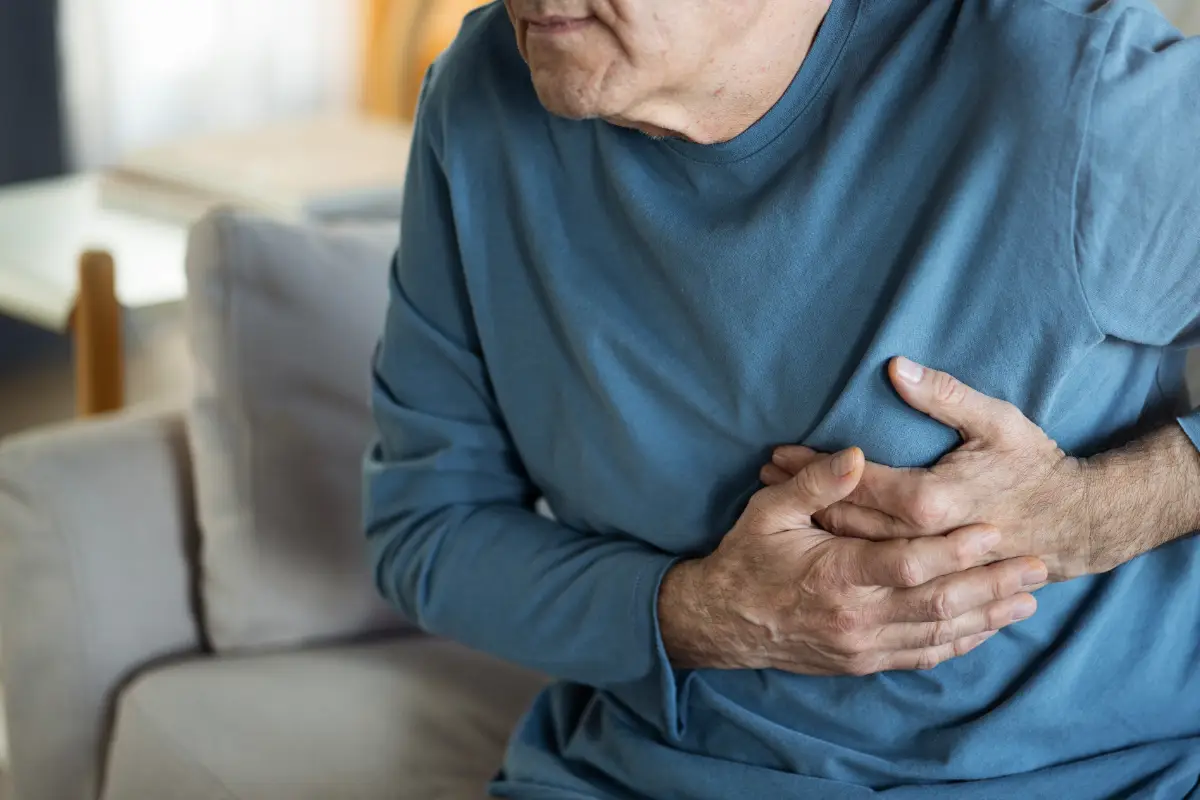 Infarctus du myocarde : reconnaître les signes d’une crise cardiaque et ...